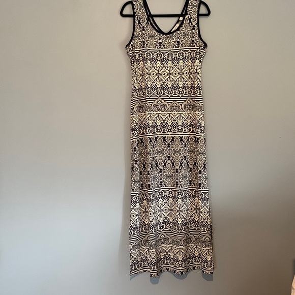 James & Erin | Dresses | James Erin Maxi Dress Size L Classic Navy ...